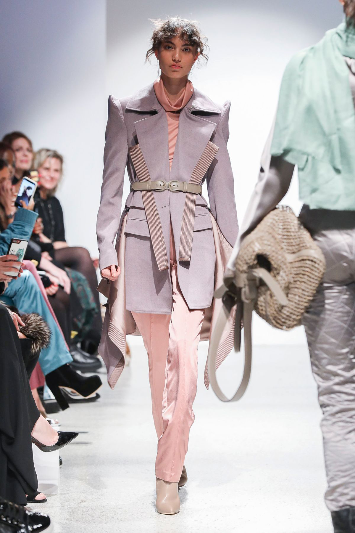 Jhoan Sebastian Grey Fall 2020 'Lineage' Collection - Fashion Trendsetter