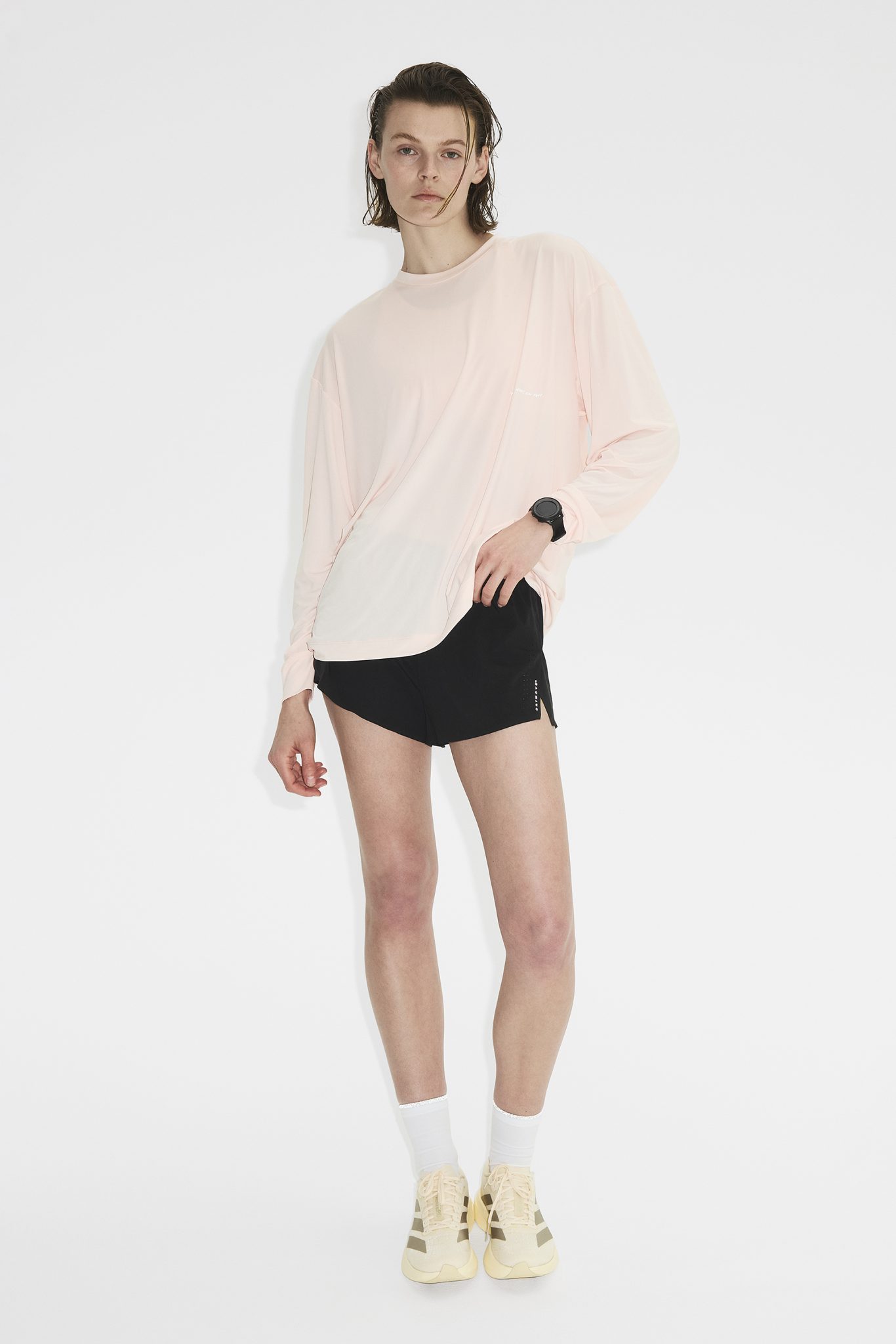 H&M MOVE Running Collection - Fashion Trendsetter
