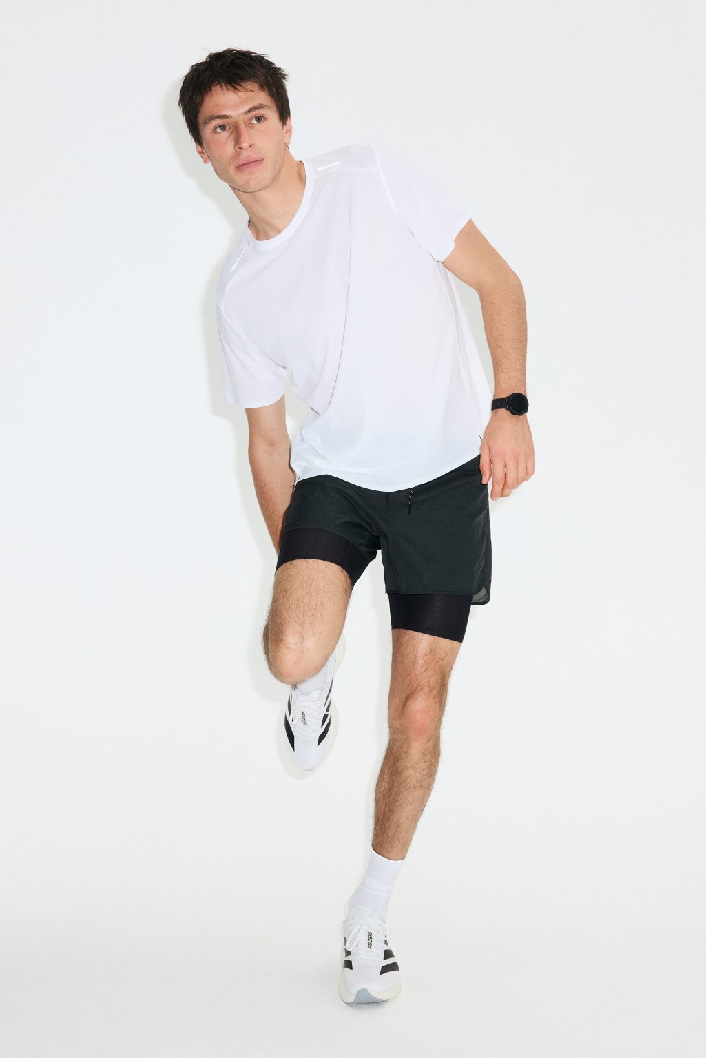 H&M MOVE Running Collection - Fashion Trendsetter